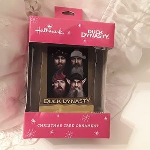 Hallmark | Holiday | New Hallmark Duck Dynasty Christmas Tree Ornament ...